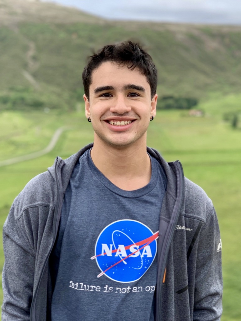 Dylan – Travel by Marisa